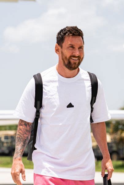 Apple TV Anuncia Miniserie Sobre La Trayectoria De Lionel Messi Y Un