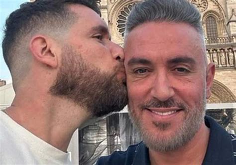 Emoción y lágrimas en la boda de Kiko Hernández y Fran Antón El Correo