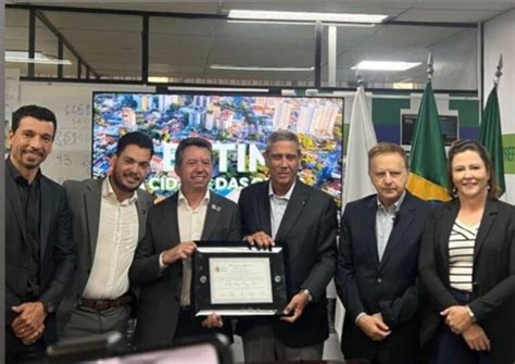 General Braga Netto recebe o título de cidadão honorário em Betim