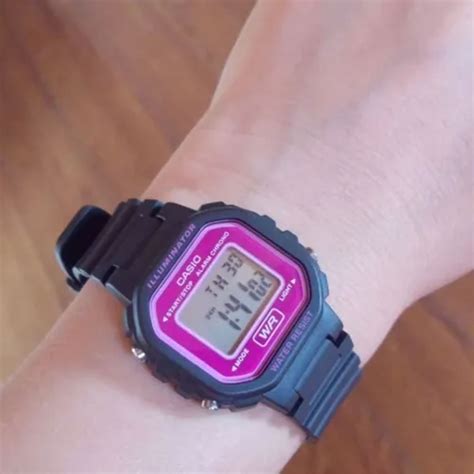 Relógio Casio Feminino Digital La 20wh 4adf Dlumian