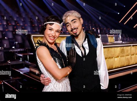 Le comédien Tony Bauer und Tänzerin Anastasia Stan BEI der 17 Staffel