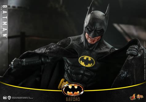 Batman 1989 Hot Toys Batman And Batmobile The Toyark News