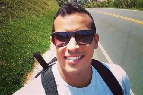 Homem Suspeito De Matar Amigo Preso Andando De Bicicleta Na Bahia