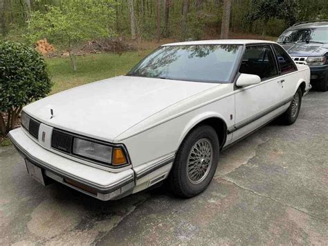 020821 1988 Oldsmobile Delta 88 Royale Brougham Coupe 43 OFF