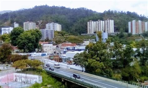 URBANIZACIÓN SIMÓN BOLÍVAR LOS TEQUES Ubicación y más