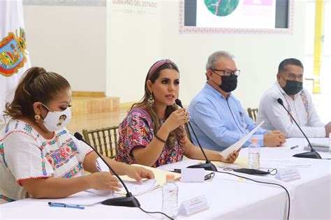 Se reúne Evelyn Salgado con alcaldes de 23 municipios beneficiados con