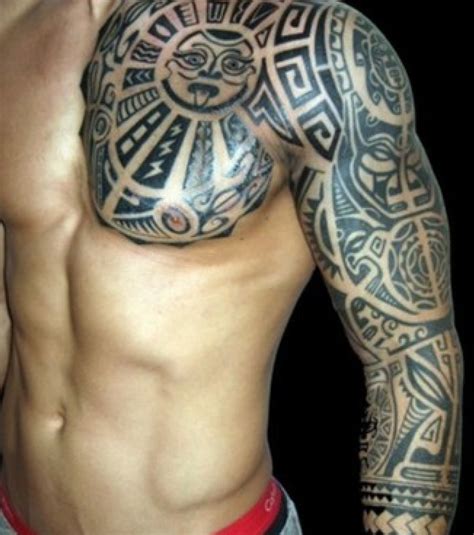 Tatouage polynésien bras homme Modèles et Exemples