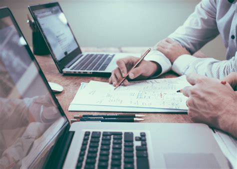 O Que Faz Um Contador E Como Ele Pode Ajudar A Sua Empresa