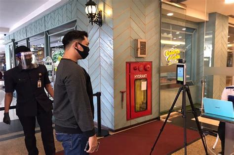 Tak Pakai Masker Pengunjung Dilarang Masuk Mal