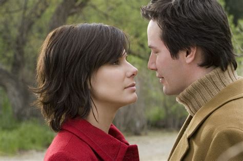 Sandra Bullock Diz Que Precisa Fazer Outro Filme Keanu Reeves Antes