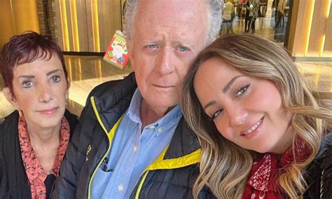 Mamá de Andrea Legarreta no quería boda con Erik Rubín