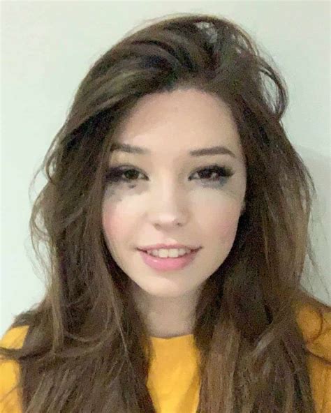 Belle Delphine Produk Kecantikan Gaya Rambut Warna Rambut