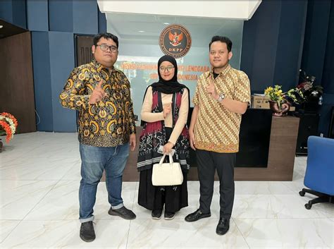 Tolak Laporan Soal Gibran Bawaslu Dilaporkan Ke DKPP Poskotaonline