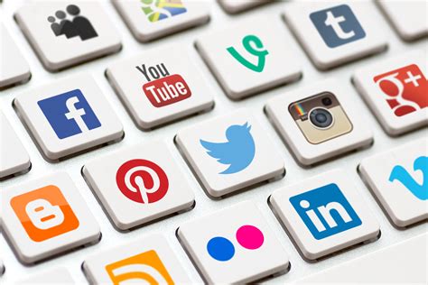 7 Social Media Mistakes Professionals Should Avoid