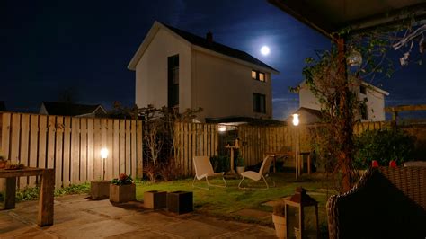 2 Solutions Pratiques Pour Optimiser L éclairage De Votre Jardin Pour