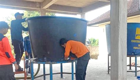 NUSABALI BPBD Jembrana Sudah Distribusikan 250 900 Liter Air Bersih