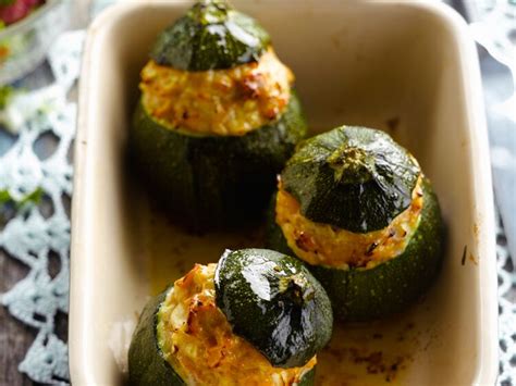 Courgettes rondes farcies à la dinde hachée facile découvrez les