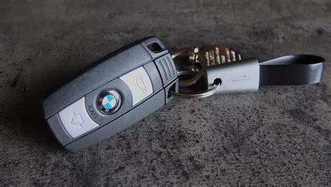 Comment changer la pile de sa clé BMW Miss 280ch