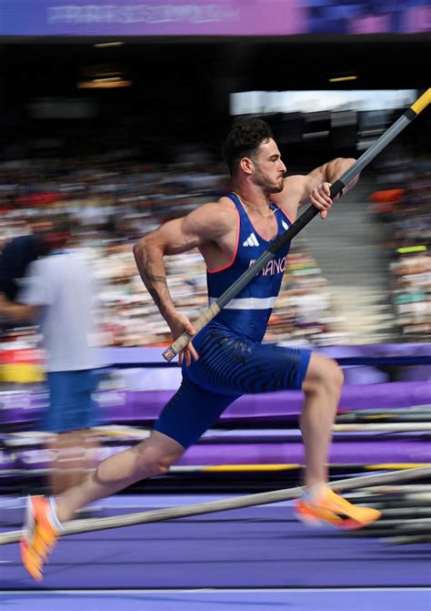 French Pole Vaulter Anthony Ammirati Gets 250K Job Offer Thanks To His