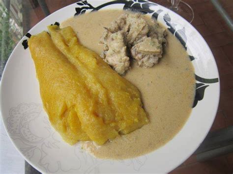 Recette du Kwakoukou Kouakoukou ou macabos râpés à la sauce blanche