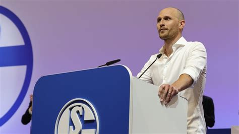 Ex Kapitän Höwedes Wie Schalke ihn zu Tränen gerührt hat