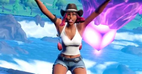Epic Apologises For Fortnites Embarrassing Boob Physics Removes Animation