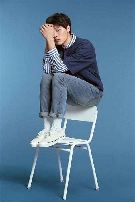 Male Models Poses Fashion Model Poses Male Poses Poses For Men Male Pose Reference Photo