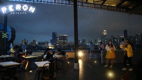 Cafe Rooftop Di Kuningan Dengan City View Yang Ciamik Nibble