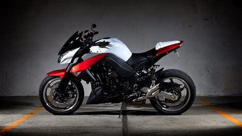 Kawasaki Z1000 HD Wallpapers