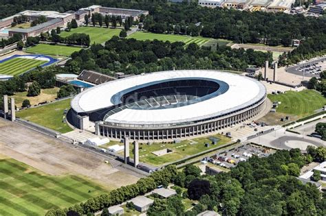 Luftaufnahme Berlin Sportstätten Gelände der Arena des Stadion