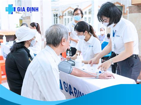 BỆNH VIỆN ĐA KHOA GIA ĐỊNH TIẾP TỤC CHĂM SÓC SỨC KHOẺ CỘNG ĐỒNG TẠI NHÀ
