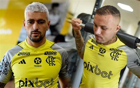 Flamengo Prepara Treino Especial Para Arrascaeta E Cebolinha Coluna