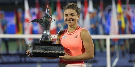 Jasmine Paolini Da Applausi Vince Il Torneo Di Dubai Battendo In