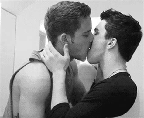 Gay Male Ass Spread Tumblr Xxgasm