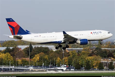 N Nw Delta Air Lines Airbus A Photo By G Bor Szabados Id