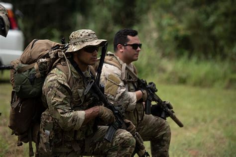 Army Green Beret
