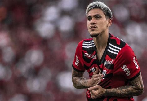 Pedro do Flamengo é eleito o melhor jogador da América do Sul em 2022