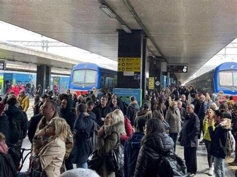 Altra Giornata Da Incubo Per I Pendolari Oggi Nuovo Sciopero Dei Treni