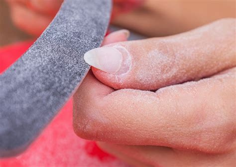 Descubrir 67 imagen como quitar restos de acrilico en las uñas