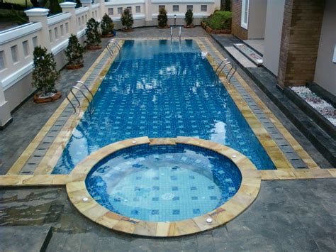 Tips Pemilihan Keramik Kolam Renang Brayan Pool