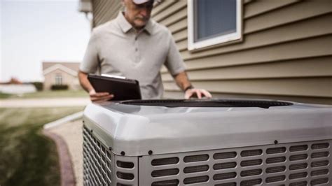 What Every Homeowner Should Know About The New Clean Energy Tax Credit
