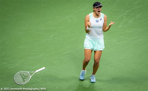 Iga Swiatek Powers Past Ons Jabeur To Win US Open Title Women S