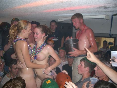 Hot Strippers And Aroused Crowd 42 Pics Xhamster Free Hot Nude Porn