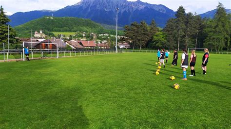 Actualité Entrainement U15 féminines club Football FOOT SUD 74 Footeo