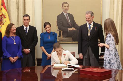 Inicio Actividades y Agenda Acto del juramento de la Constitución