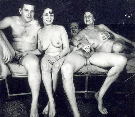 Vintage wäsche porno fotos Porno Fotos und Sex Bilder EroFound