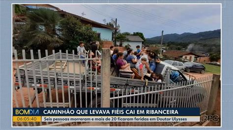 Sobe para seis o número de mortos em acidente veículo que caiu de