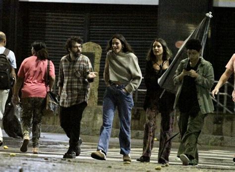 Bruna Marquezine E Jo O Guilherme Mostram Intimidade Em Grava O Em