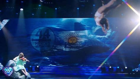 El homenaje de Tinelli a los 44 héroes del ARA San Juan Junín 24