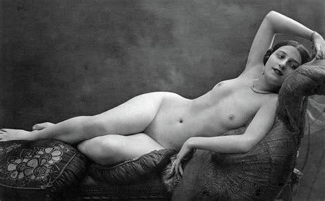Naked Woman Lying On A Sofa Painting By French Nude Postcard